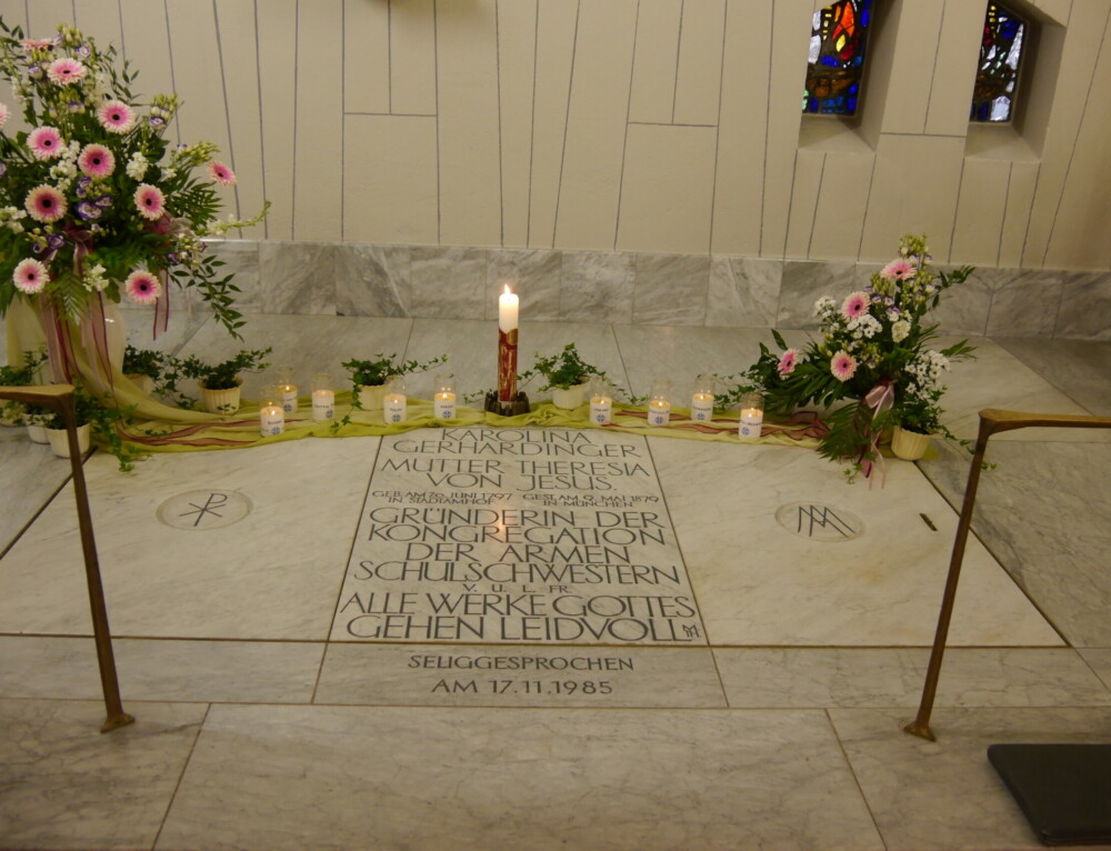 Pfarrfest in Weiden, Pfarrei St. Josef – und wir Schulschwestern waren voll dabei! – Arme ...